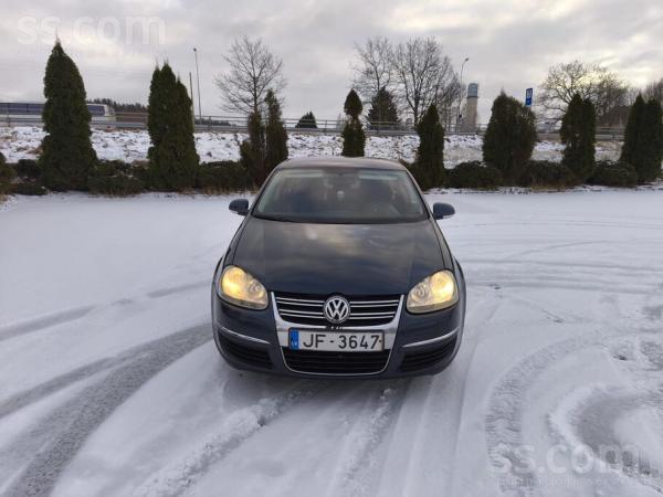 Zils Volkswagen Jetta 2006 Valmiera, ar dzinēja tilpumu 1.60 L un nobraukumu 288 tūkst. km par 1200 €, foto 2 vietnē AUTOMOTO.COM.LV