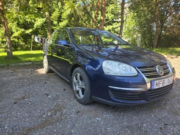 Zils Volkswagen Jetta 2006 Kauņa, ar dzinēja tilpumu 1.90 L un nobraukumu 387 tūkst. km par 2300 €, foto 2 vietnē AUTOMOTO.COM.LV