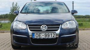 Zils Volkswagen Jetta 2007 Rīga, ar dzinēja tilpumu 1.90 L un nobraukumu 153 tūkst. km par 3900 €, foto 3 vietnē AUTOMOTO.COM.LV