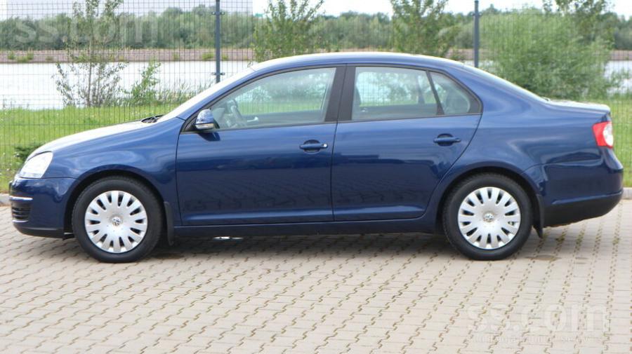Zils Volkswagen Jetta 2007 Rīga, ar dzinēja tilpumu 1.90 L un nobraukumu 153 tūkst. km par 3900 €, foto 12 vietnē AUTOMOTO.COM.LV