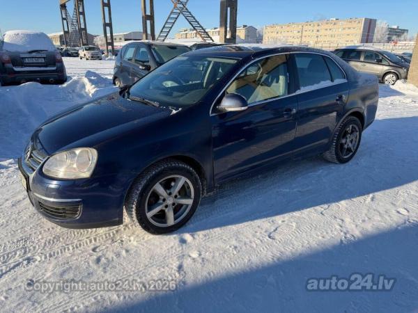 Blue Volkswagen Jetta 2007 in Tallinn, with an engine capacity of 1.60 L and mileage of 311 thousand km for 899 €, photo 2 on AUTOMOTO.COM.LV
