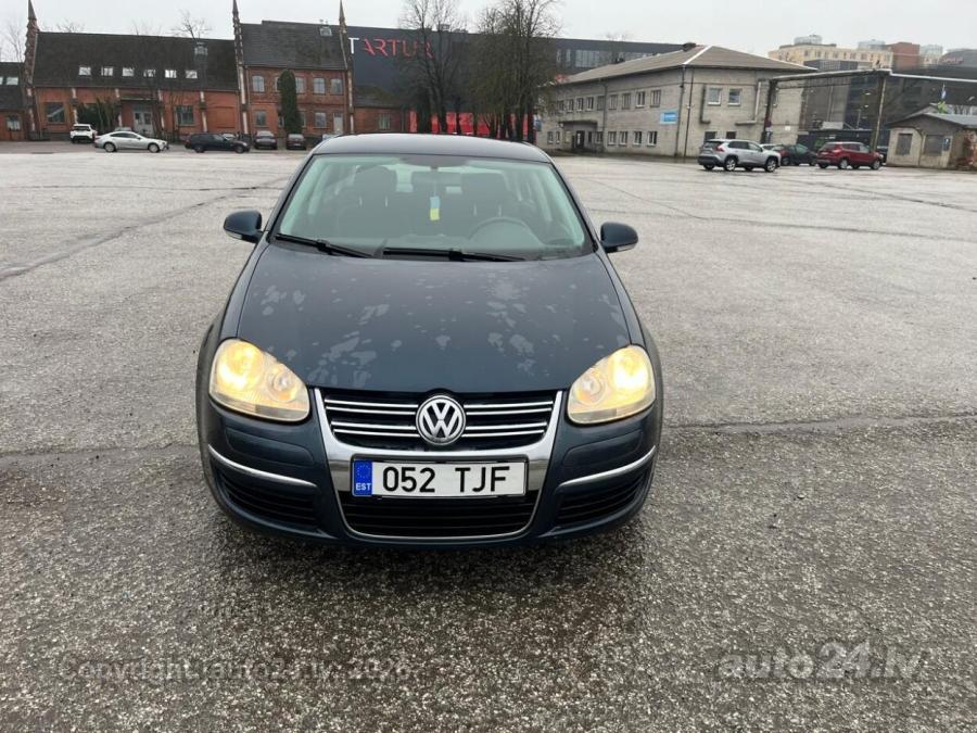 Blue Volkswagen Jetta 2007 in Parnu, with an engine capacity of 1.60 L and mileage of 262 thousand km for 1700 €, photo 1 on AUTOMOTO.COM.LV