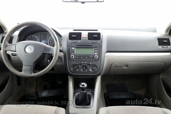 Zils Volkswagen Jetta 2007 Tallina, ar dzinēja tilpumu 1.60 L un nobraukumu 317 tūkst. km par 899 €, foto 5 vietnē AUTOMOTO.COM.LV