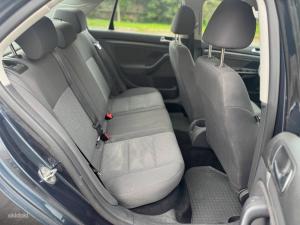 Zils Volkswagen Jetta 2008 Narva, ar dzinēja tilpumu 1.90 L un nobraukumu 280 tūkst. km par 900 €, foto 17 vietnē AUTOMOTO.COM.LV