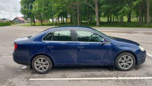 Zils Volkswagen Jetta 2008 Alūksne, ar dzinēja tilpumu 1.90 L un nobraukumu 0 tūkst. km par 1650 €, foto 11 vietnē AUTOMOTO.COM.LV