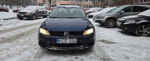 Blue Volkswagen Jetta 2012 in Vilnius, with an engine capacity of 1.98 L and mileage of 160 thousand km for 2200 €, photo  on AUTOMOTO.COM.LV