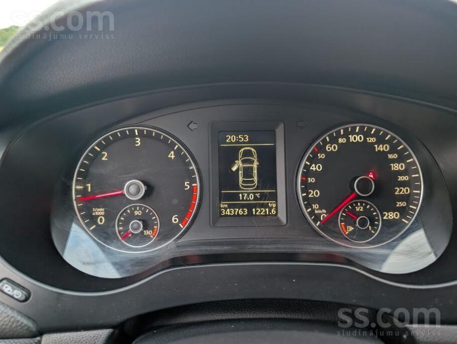 Zils Volkswagen Jetta 2012 Rīga, ar dzinēja tilpumu 2.00 L un nobraukumu 345 tūkst. km par 3350 €, foto 7 vietnē AUTOMOTO.COM.LV