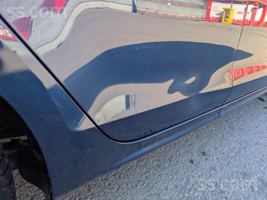 Zils Volkswagen Jetta 2013 Rīga, ar dzinēja tilpumu 1.40 L un nobraukumu 219 tūkst. km par 3700 €, foto 10 vietnē AUTOMOTO.COM.LV