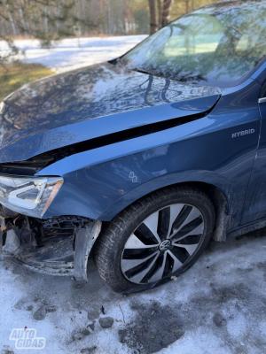 Zils Volkswagen Jetta 2015 Kauņa, ar dzinēja tilpumu 1.40 L un nobraukumu 241 tūkst. km par 4500 €, foto 23 vietnē AUTOMOTO.COM.LV
