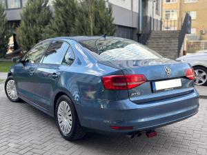 Zils Volkswagen Jetta 2015 Kauņa, ar dzinēja tilpumu 1.98 L un nobraukumu 340 tūkst. km par 3500 €, foto 5 vietnē AUTOMOTO.COM.LV