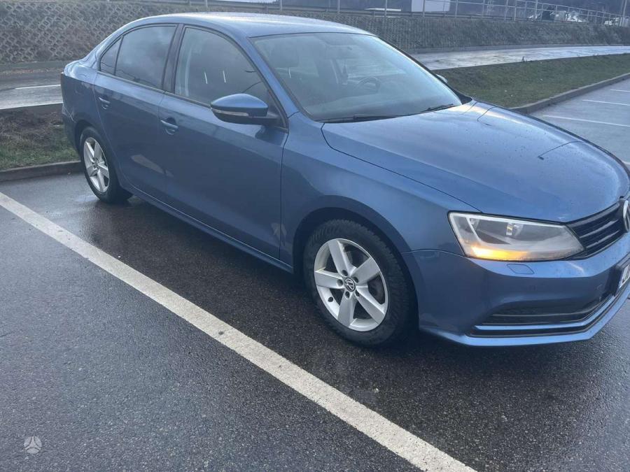 Zils Volkswagen Jetta 2016 Viļņa, ar dzinēja tilpumu 1.40 L un nobraukumu 202 tūkst. km par 7700 €, foto 8 vietnē AUTOMOTO.COM.LV