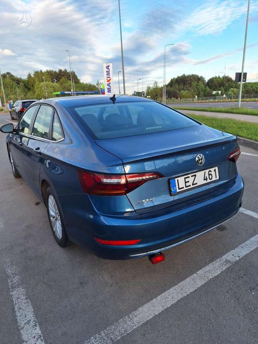 Zils Volkswagen Jetta 2019 Viļņa, ar dzinēja tilpumu 1.40 L un nobraukumu 228 tūkst. km par 8999 €, foto 8 vietnē AUTOMOTO.COM.LV