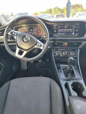 Zils Volkswagen Jetta 2019 Viļņa, ar dzinēja tilpumu 1.40 L un nobraukumu 228 tūkst. km par 8999 €, foto 14 vietnē AUTOMOTO.COM.LV
