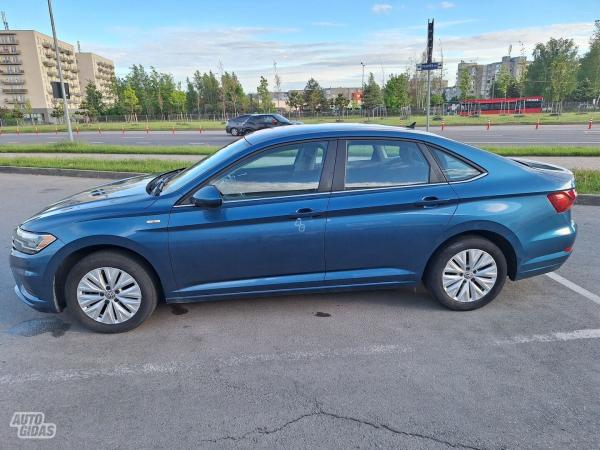 Zils Volkswagen Jetta 2019 Viļņa, ar dzinēja tilpumu 1.40 L un nobraukumu 228 tūkst. km par 8499 €, foto 1 vietnē AUTOMOTO.COM.LV