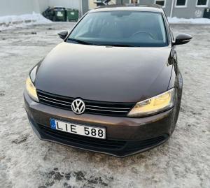 Brūns Volkswagen Jetta 2011 Klaipėda, ar dzinēja tilpumu 1.60 L un nobraukumu 229 tūkst. km par 4100 €, foto  vietnē AUTOMOTO.COM.LV