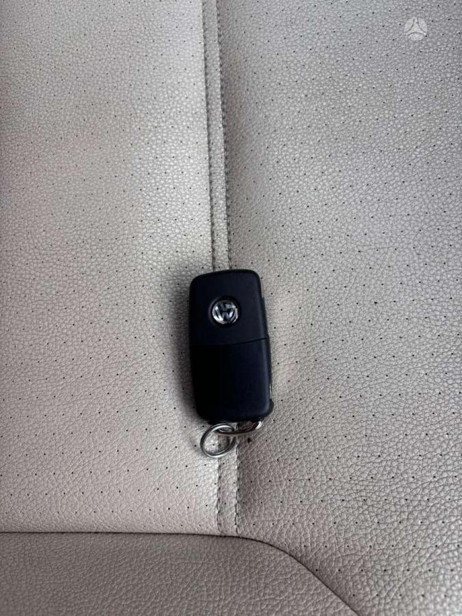 Brūns Volkswagen Jetta 2011 Kauņa, ar dzinēja tilpumu 1.97 L un nobraukumu 223 tūkst. km par 2650 €, foto 12 vietnē AUTOMOTO.COM.LV