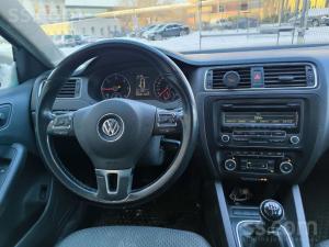 Brūns Volkswagen Jetta 2012 Rīga, ar dzinēja tilpumu 1.60 L un nobraukumu 255 tūkst. km par 4300 €, foto 7 vietnē AUTOMOTO.COM.LV
