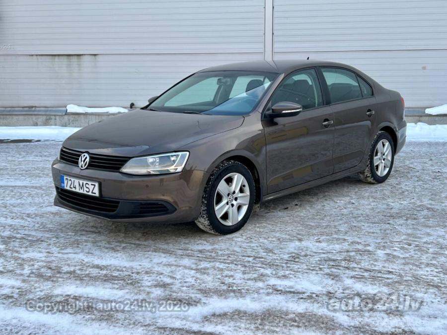 Brūns Volkswagen Jetta 2012 Pērnava, ar dzinēja tilpumu 1.60 L un nobraukumu 350 tūkst. km par 2990 €, foto 1 vietnē AUTOMOTO.COM.LV