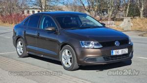 Brūns Volkswagen Jetta 2012 Tallina, ar dzinēja tilpumu 1.20 L un nobraukumu 170 tūkst. km par 4700 €, foto 2 vietnē AUTOMOTO.COM.LV
