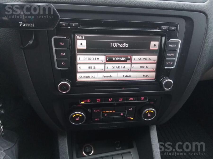 Brūns Volkswagen Jetta 2012 Rīga, ar dzinēja tilpumu 1.40 L un nobraukumu 0 tūkst. km par 4750 €, foto 9 vietnē AUTOMOTO.COM.LV