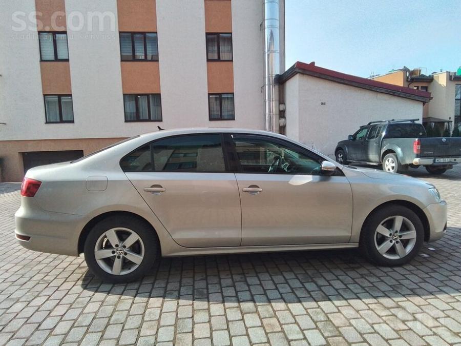 Brūns Volkswagen Jetta 2012 Rīga, ar dzinēja tilpumu 1.40 L un nobraukumu 0 tūkst. km par 4750 €, foto 13 vietnē AUTOMOTO.COM.LV