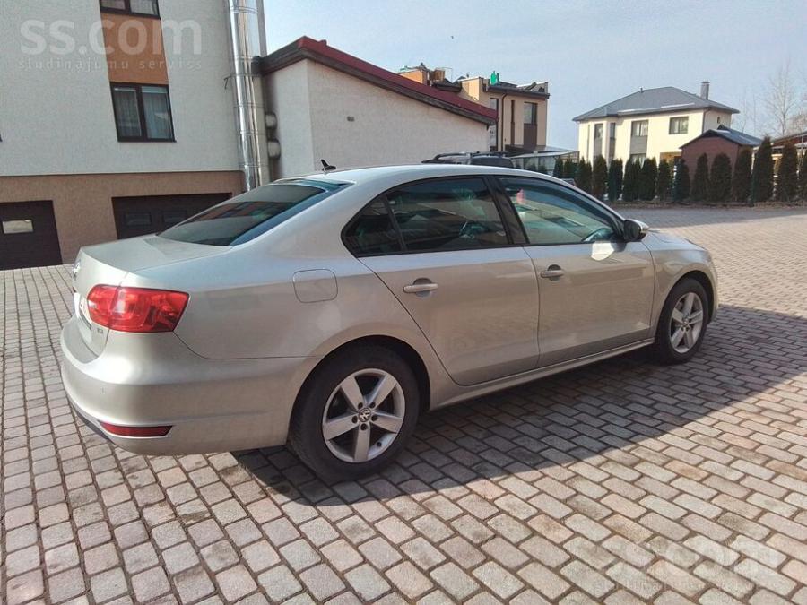 Brūns Volkswagen Jetta 2012 Rīga, ar dzinēja tilpumu 1.40 L un nobraukumu 0 tūkst. km par 4750 €, foto 14 vietnē AUTOMOTO.COM.LV