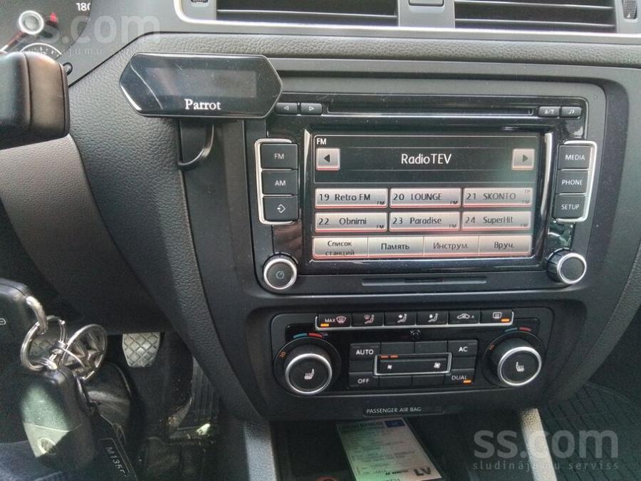 Brūns Volkswagen Jetta 2012 Rīga, ar dzinēja tilpumu 1.40 L un nobraukumu 0 tūkst. km par 4750 €, foto 22 vietnē AUTOMOTO.COM.LV