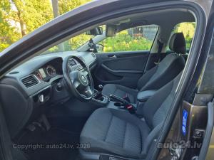 Brūns Volkswagen Jetta 2012 Tallina, ar dzinēja tilpumu 1.40 L un nobraukumu 173 tūkst. km par 3999 €, foto 11 vietnē AUTOMOTO.COM.LV