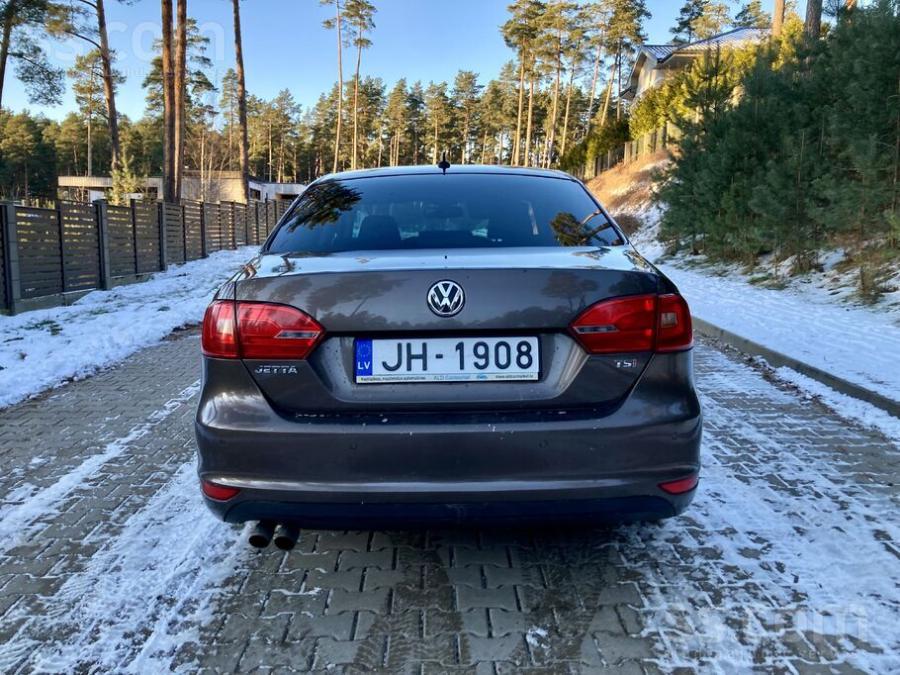 Brūns Volkswagen Jetta 2013 Rīga, ar dzinēja tilpumu 1.40 L un nobraukumu 179 tūkst. km par 4500 €, foto 11 vietnē AUTOMOTO.COM.LV