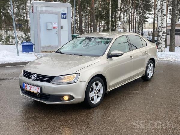 Brūns Volkswagen Jetta 2013 Rīga, ar dzinēja tilpumu 1.40 L un nobraukumu 0 tūkst. km par 4399 €, foto 1 vietnē AUTOMOTO.COM.LV