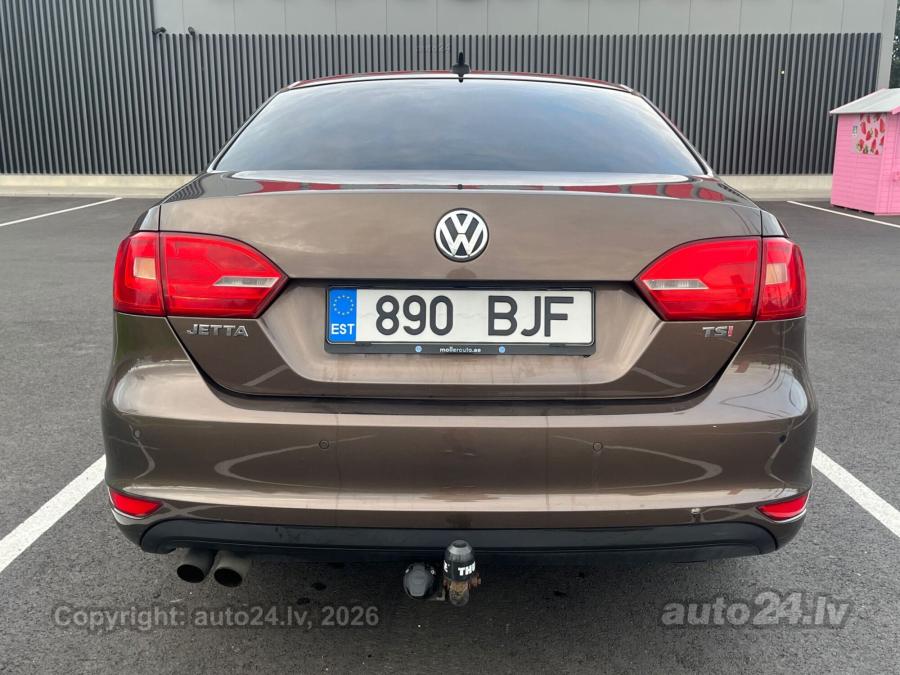Brūns Volkswagen Jetta 2013 Tartu, ar dzinēja tilpumu 1.40 L un nobraukumu 202 tūkst. km par 5500 €, foto 8 vietnē AUTOMOTO.COM.LV