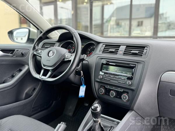 Brūns Volkswagen Jetta 2015 Tukums, ar dzinēja tilpumu 2.00 L un nobraukumu 257 tūkst. km par 4900 €, foto 5 vietnē AUTOMOTO.COM.LV