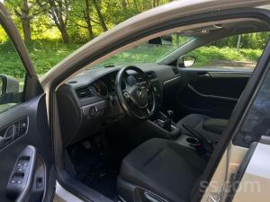 Brūns Volkswagen Jetta 2015 Rīga, ar dzinēja tilpumu 1.40 L un nobraukumu 0 tūkst. km par 5199 €, foto 10 vietnē AUTOMOTO.COM.LV