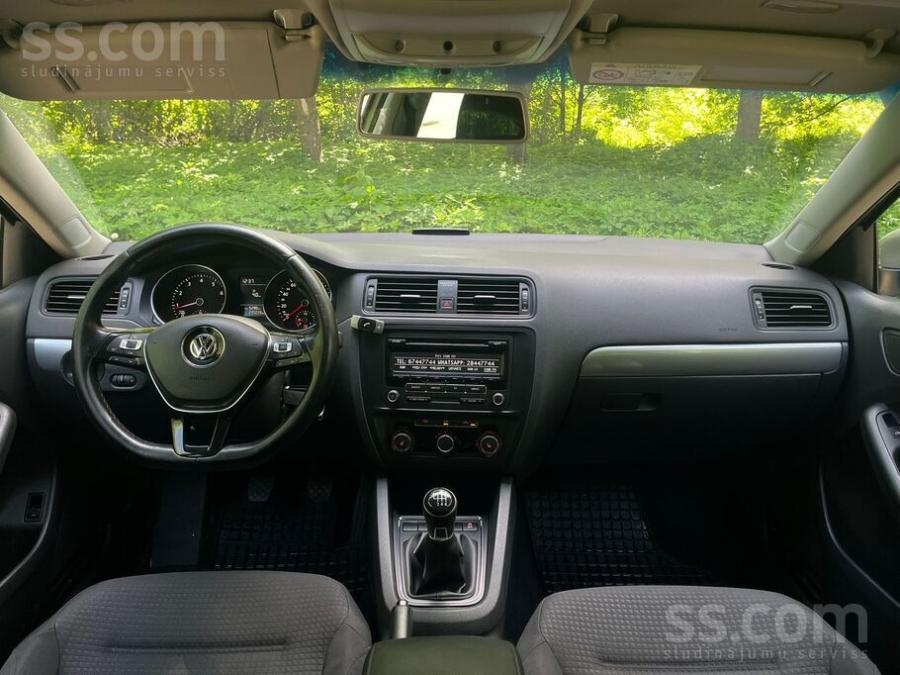 Brūns Volkswagen Jetta 2015 Rīga, ar dzinēja tilpumu 1.40 L un nobraukumu 0 tūkst. km par 5199 €, foto 11 vietnē AUTOMOTO.COM.LV