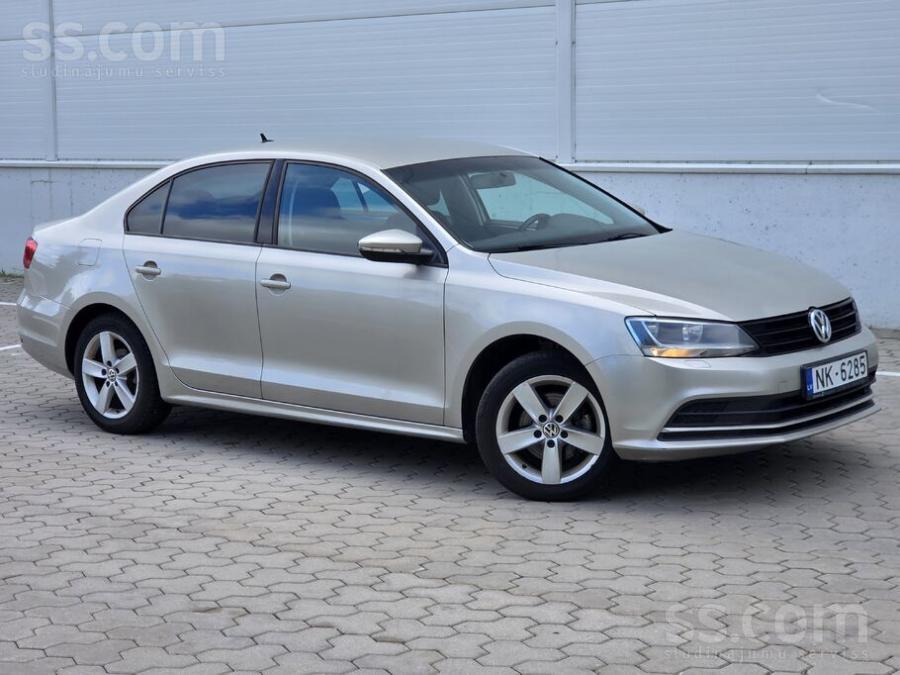 Brown Volkswagen Jetta 2015 in Riga, with an engine capacity of 1.40 L and mileage of 235 thousand km for 4850 €, photo 11 on AUTOMOTO.COM.LV