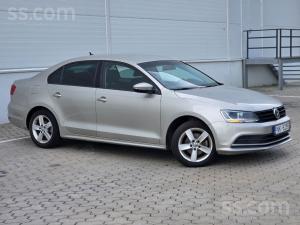 Brown Volkswagen Jetta 2015 in Riga, with an engine capacity of 1.40 L and mileage of 235 thousand km for 4850 €, photo 20 on AUTOMOTO.COM.LV