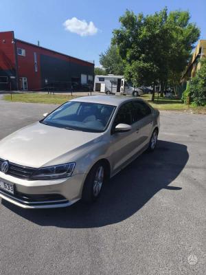 Brūns Volkswagen Jetta 2016 Kauņa, ar dzinēja tilpumu 1.97 L un nobraukumu 337 tūkst. km par 3600 €, foto  vietnē AUTOMOTO.COM.LV