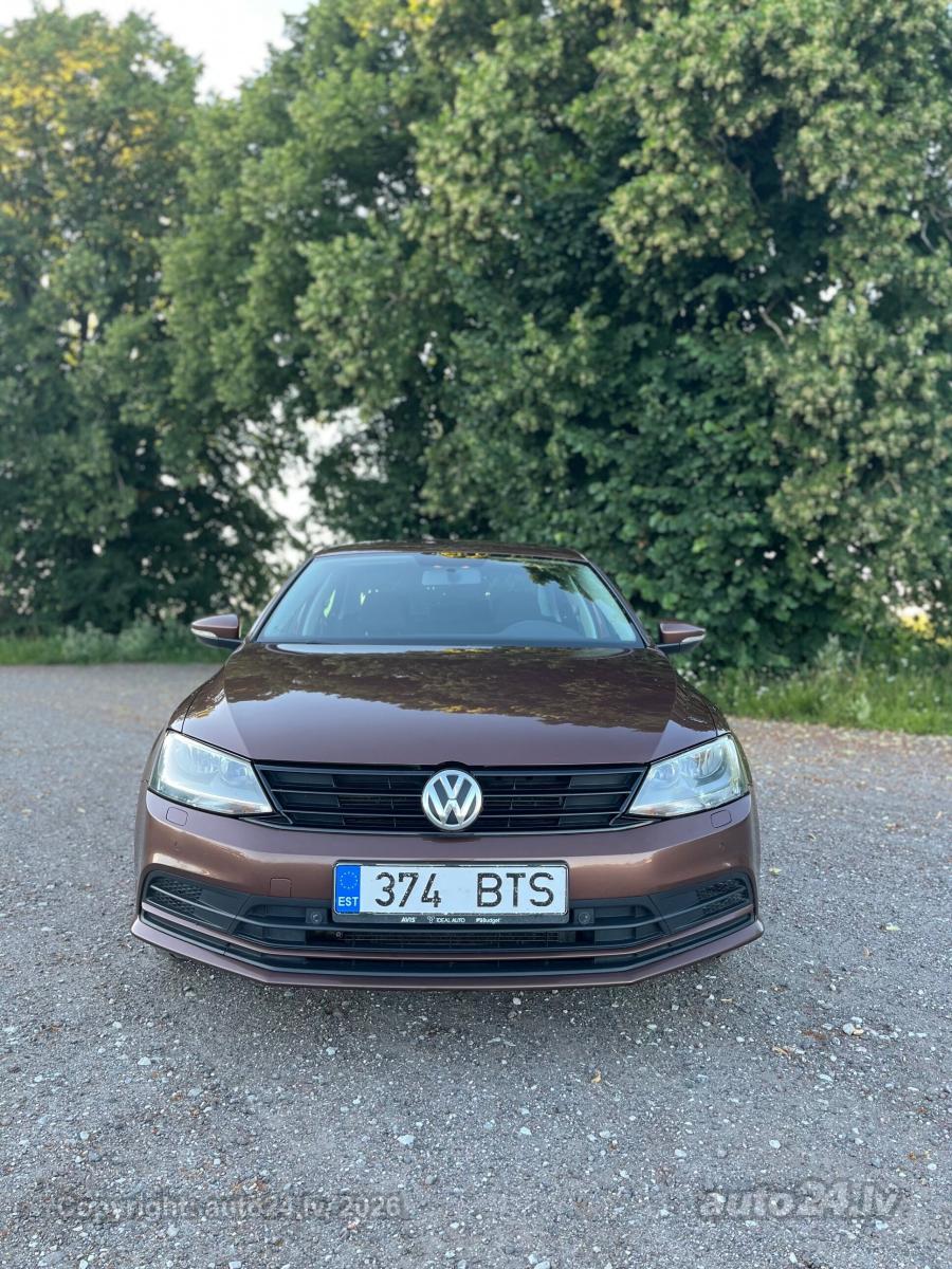 Brown Volkswagen Jetta 2017 in Tallinn, with an engine capacity of 1.40 L and mileage of 179 thousand km for 9500 €, photo 3 on AUTOMOTO.COM.LV
