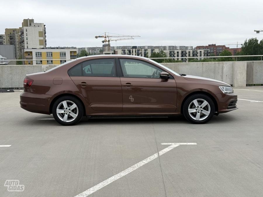 Коричневый Фольксваген Джетта 2018 в Вильнюс, объемом двигателя 1.40 л и пробегом 235 тыс. км за 7550 €, фото 7 на AUTOMOTO.COM.LV