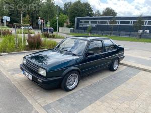 Zaļš Volkswagen Jetta 1986 Rīga, ar dzinēja tilpumu 1.30 L un nobraukumu 60 tūkst. km par 3500 €, foto  vietnē AUTOMOTO.COM.LV