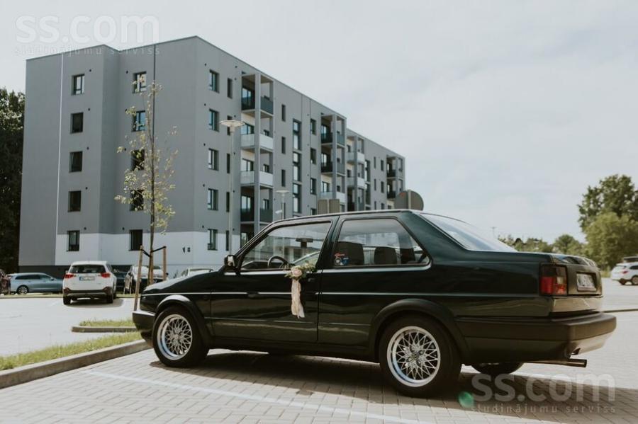 Zaļš Volkswagen Jetta 1986 Rīga, ar dzinēja tilpumu 1.30 L un nobraukumu 60 tūkst. km par 3500 €, foto 4 vietnē AUTOMOTO.COM.LV
