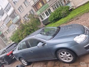 Zaļš Volkswagen Jetta 2006 Klaipėda, ar dzinēja tilpumu 2.00 L un nobraukumu 380 tūkst. km par 1550 €, foto 3 vietnē AUTOMOTO.COM.LV