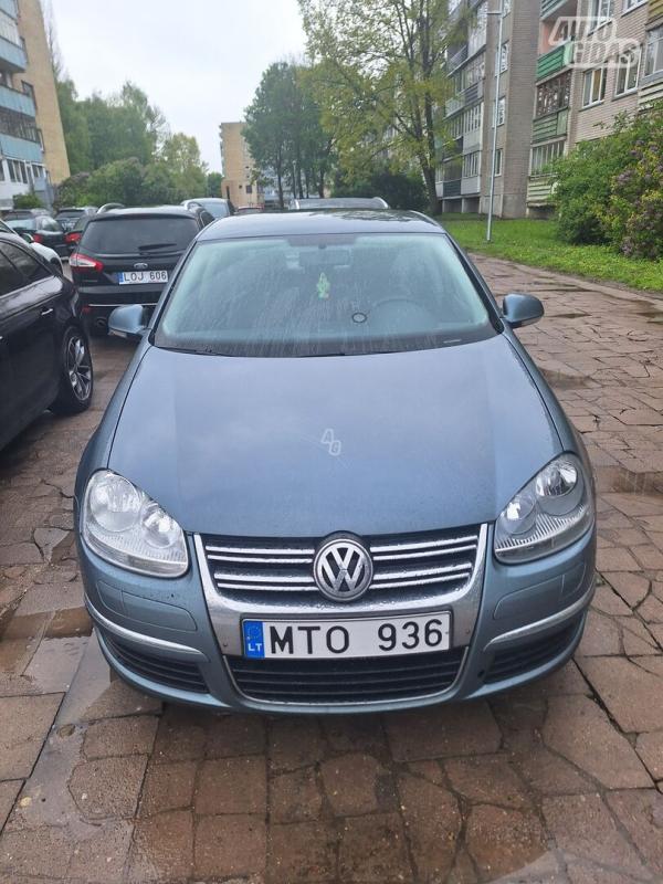 Green Volkswagen Jetta 2006 in Klaipeda, with an engine capacity of 2.00 L and mileage of 380 thousand km for 1550 €, photo 4 on AUTOMOTO.COM.LV