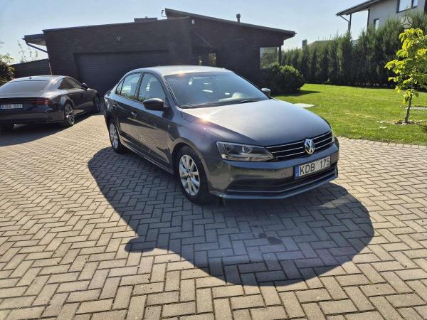 Zaļš Volkswagen Jetta 2015 Kauņa, ar dzinēja tilpumu 1.80 L un nobraukumu 169 tūkst. km par 5800 €, foto 2 vietnē AUTOMOTO.COM.LV