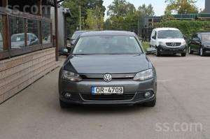 Pelēks Volkswagen Jetta 2013 Rīga, ar dzinēja tilpumu 1.40 L un nobraukumu 0 tūkst. km par 6750 €, foto 1 vietnē AUTOMOTO.COM.LV