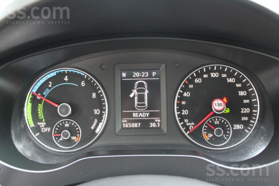 Pelēks Volkswagen Jetta 2013 Rīga, ar dzinēja tilpumu 1.40 L un nobraukumu 0 tūkst. km par 6750 €, foto 16 vietnē AUTOMOTO.COM.LV