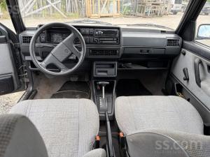 Grey Volkswagen Jetta 1989 in Ogre, with an engine capacity of 1.60 L and mileage of 300 thousand km for 1000 €, photo 7 on AUTOMOTO.COM.LV