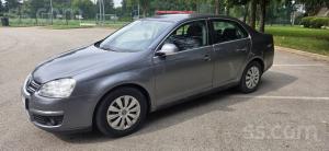 Grey Volkswagen Jetta 2005 in Bauska, with an engine capacity of 1.90 L and mileage of 264 thousand km for 2100 €, photo 6 on AUTOMOTO.COM.LV