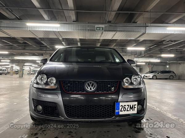Pelēks Volkswagen Jetta 2006 Tallina, ar dzinēja tilpumu 2.00 L un nobraukumu 153 tūkst. km par 2800 €, foto 11 vietnē AUTOMOTO.COM.LV
