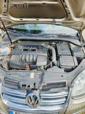 Pelēks Volkswagen Jetta 2006 Rīga, ar dzinēja tilpumu 1.60 L un nobraukumu 200 tūkst. km par 750 €, foto 8 vietnē AUTOMOTO.COM.LV